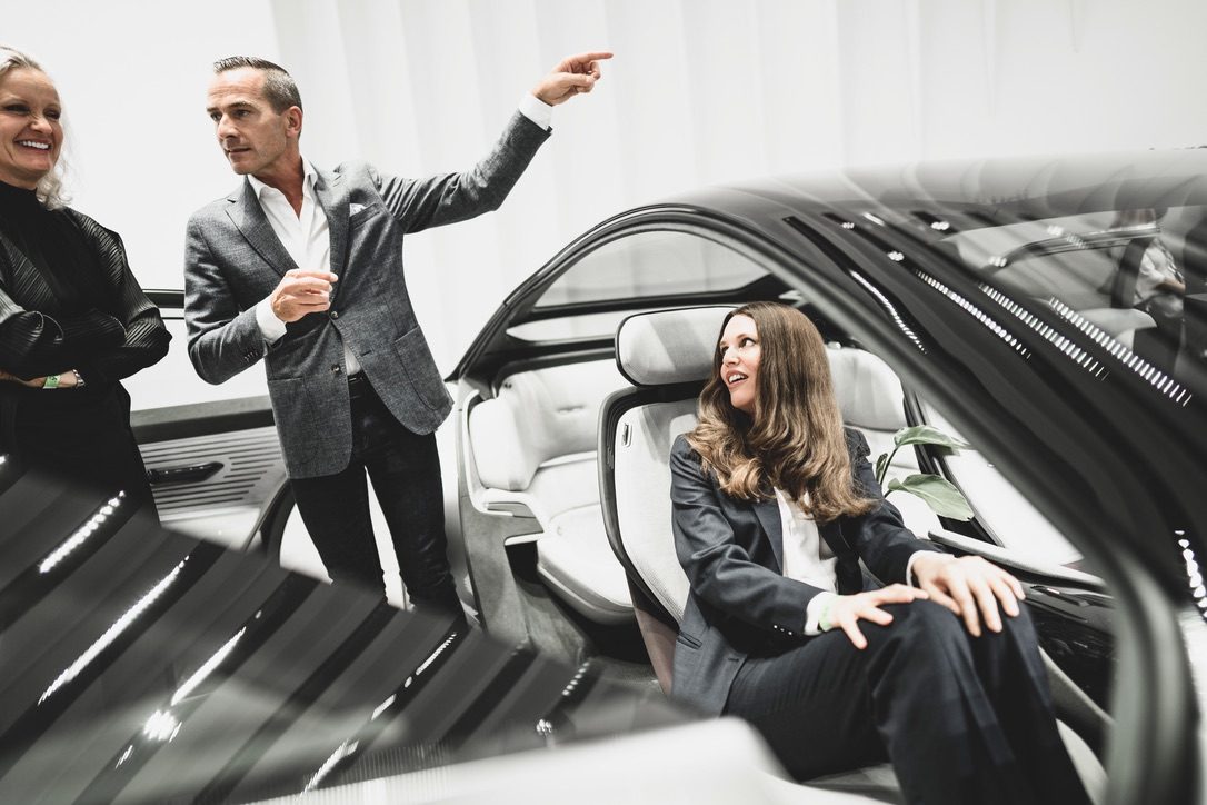 ELLE x Audi Talk - Let's talk about progress